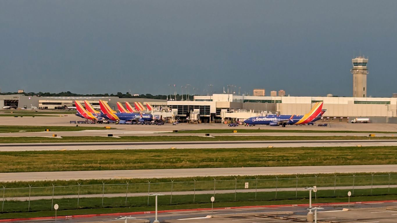Southwest Airlines Discusses Potential Settlement With Activist ... Southwest Airlines Discusses Potential Settlement With Activist ...