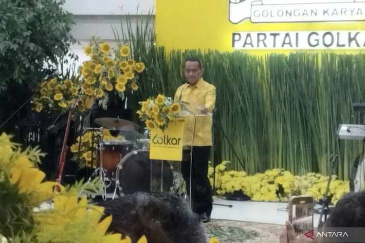 Bahlil Sebut Golkar Dapat Jatah 8 Menteri karena Beri Ketua MPR ke ... Bahlil Sebut Golkar Dapat Jatah 8 Menteri karena Beri Ketua MPR ke ...