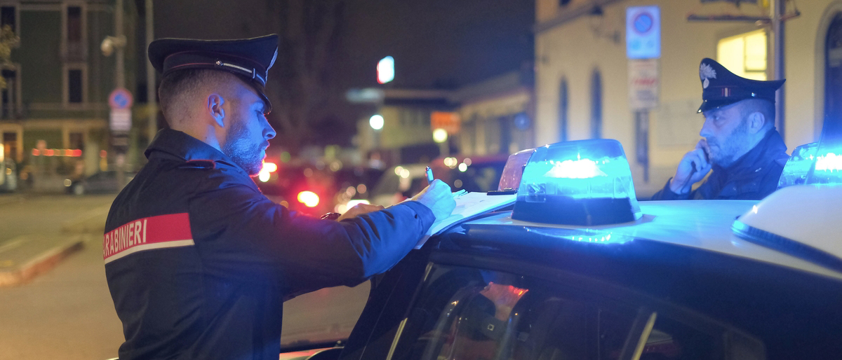 Incubo tra le mura di casa, deruba e picchia la madre: ragazza di soli ... Incubo tra le mura di casa, deruba e picchia la madre: ragazza di soli ...