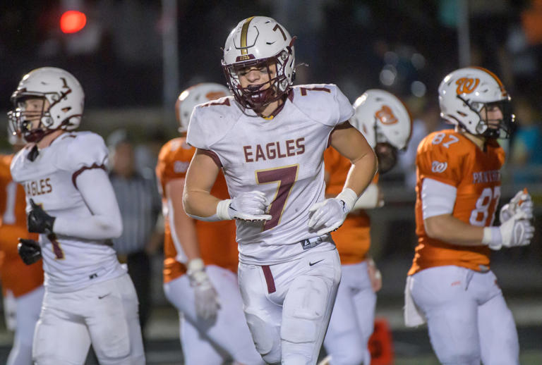 Dunlap recruit adds offer from Super Bowl-winning coach's college ...