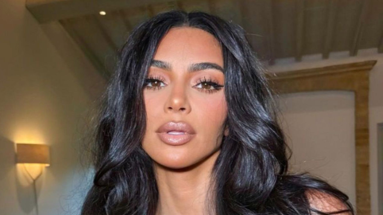 Why Does Kim Kardashian Feel Like 'A Single Mom' Despite Sharing ... Why Does Kim Kardashian Feel Like 'A Single Mom' Despite Sharing ...
