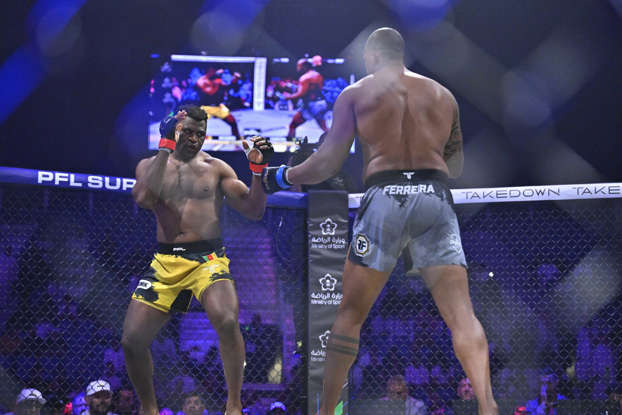 Le vibrant hommage de Francis Ngannou à son fils décédé, après sa ... Le vibrant hommage de Francis Ngannou à son fils décédé, après sa ...