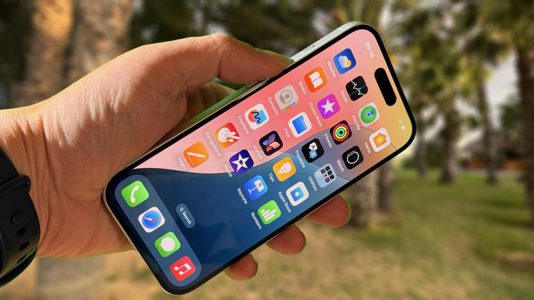 Apple led global smartphone market in 2025, overtaking Samsung at the post