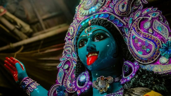 Diwali 2024: Why do Bengalis worship Goddess Kali on Diwali? When is ... Diwali 2024: Why do Bengalis worship Goddess Kali on Diwali? When is ...