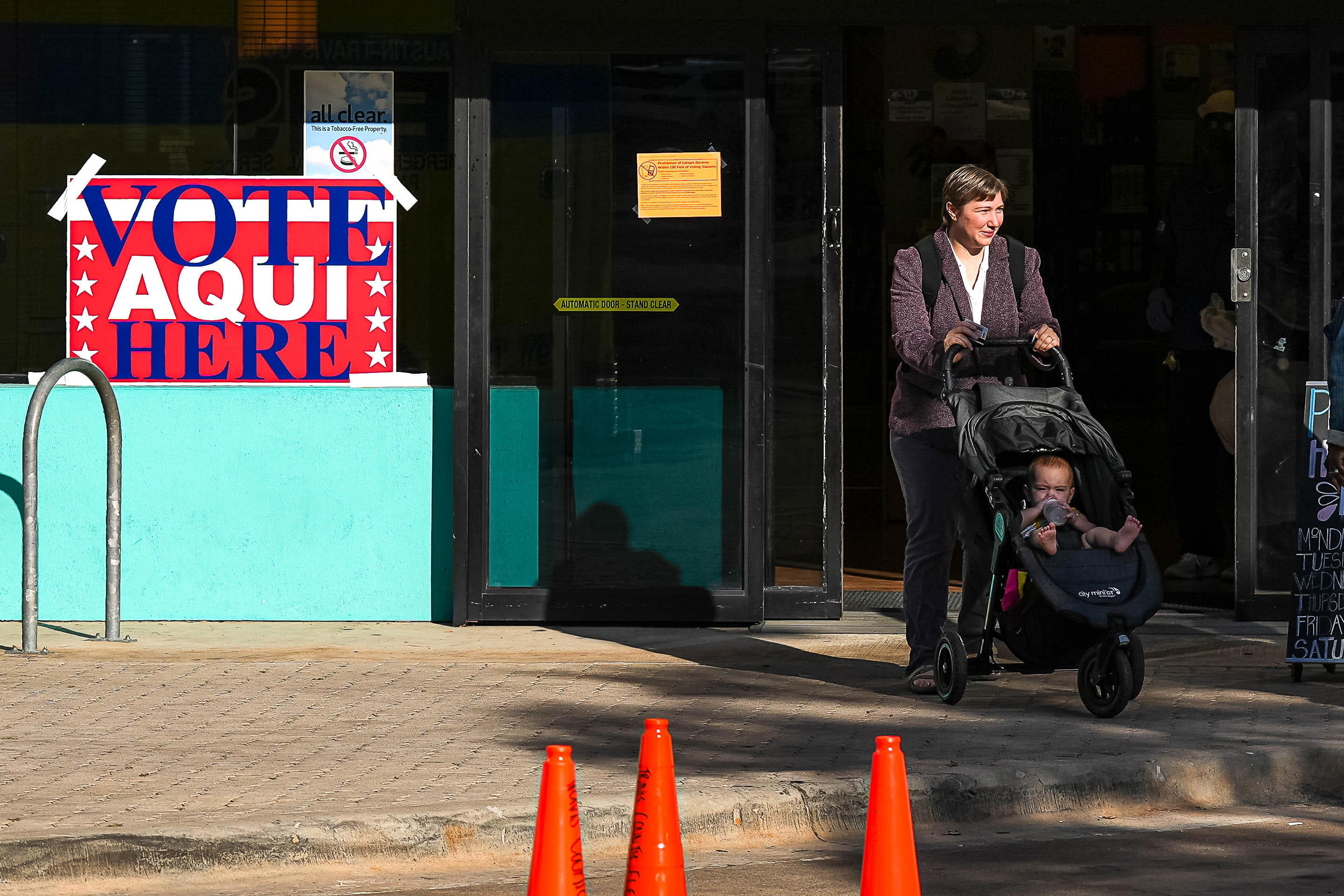 Travis County sees big turnout on first day of early voting Travis County sees big turnout on first day of early voting