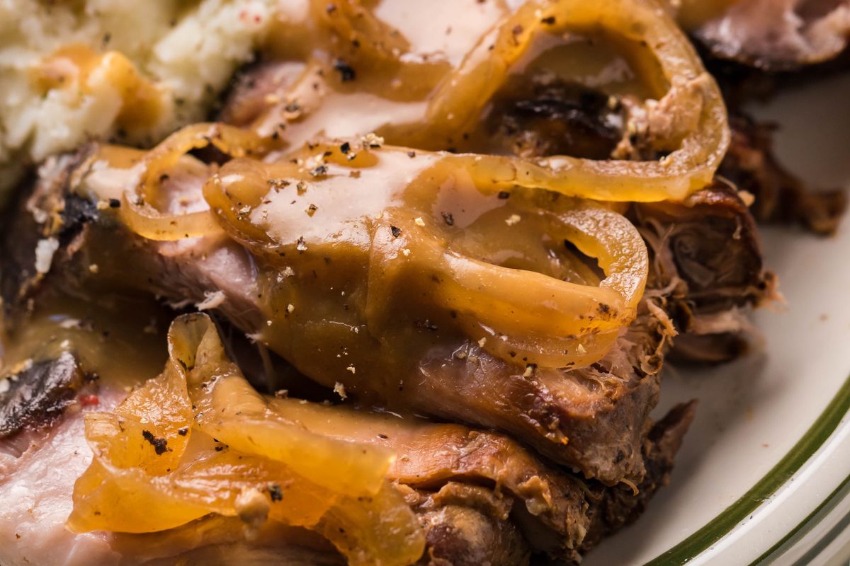 56 Easy Slow Cooker Dinners For Every Night of the Week