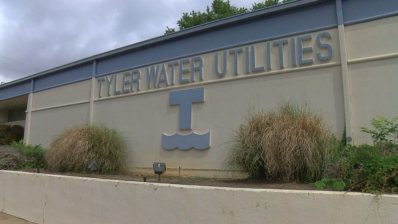 Lake Tyler, Lake Tyler East close due to storm debris, high water level