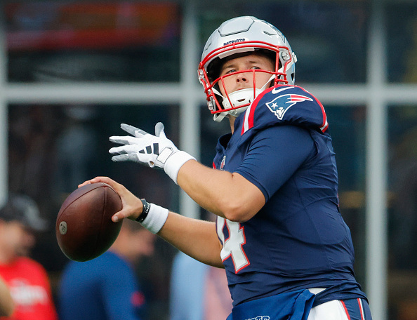 Browns sign QB Bailey Zappe; Watson placed on IR Browns sign QB Bailey Zappe; Watson placed on IR