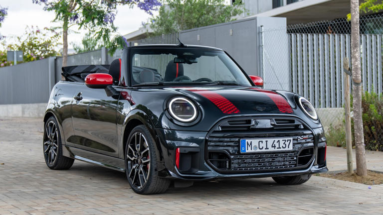 2025 Mini Cooper John Cooper Works Hardtop and Convertible First Look ...