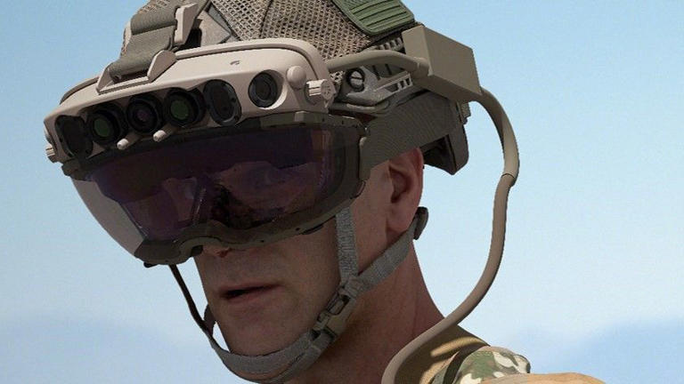 Palmer Luckey says he wants to 'turn warfighters into technomancers' as ...