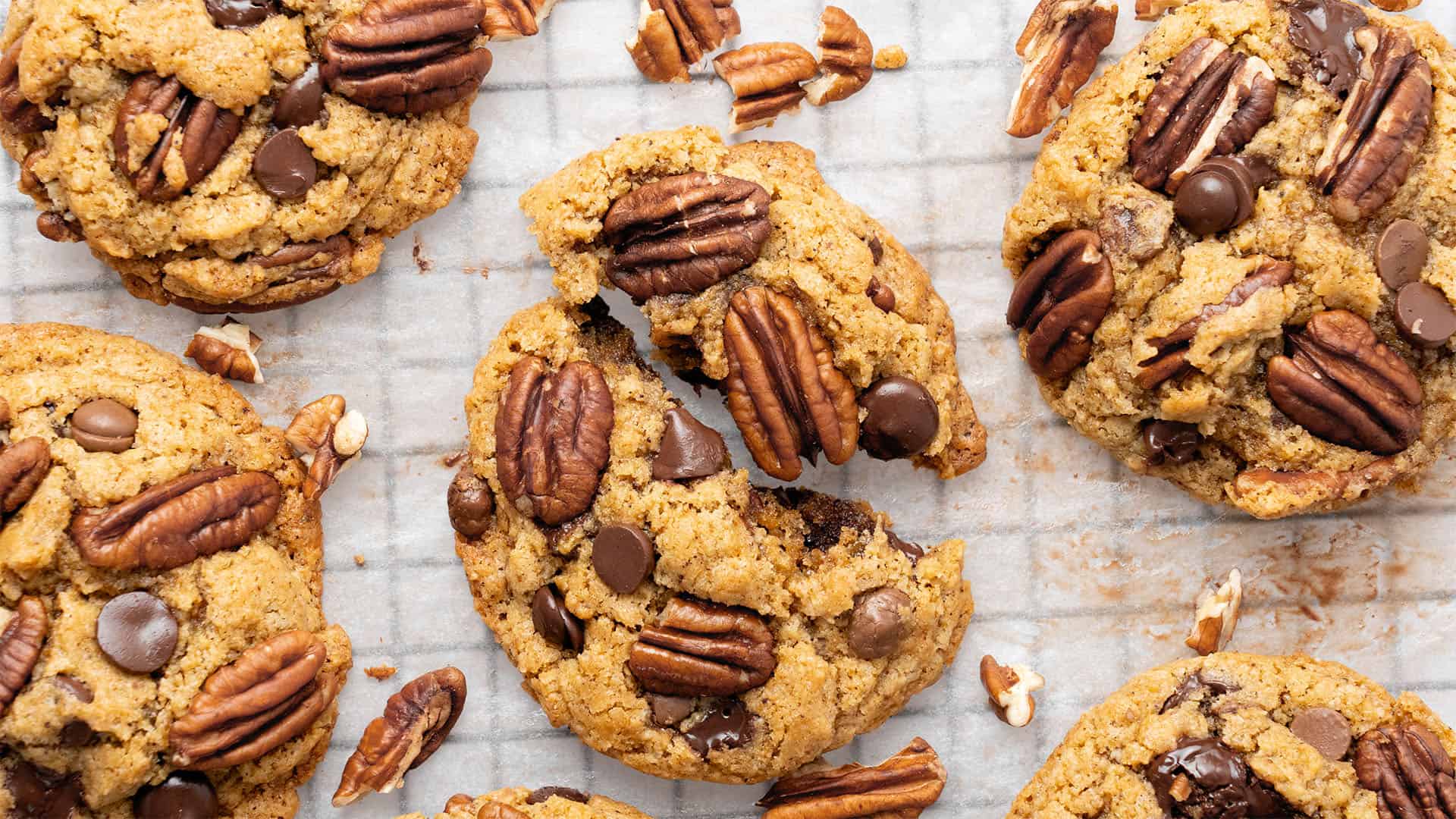 25+ Creative Cookie Recipes to Celebrate the Holiday Cheer