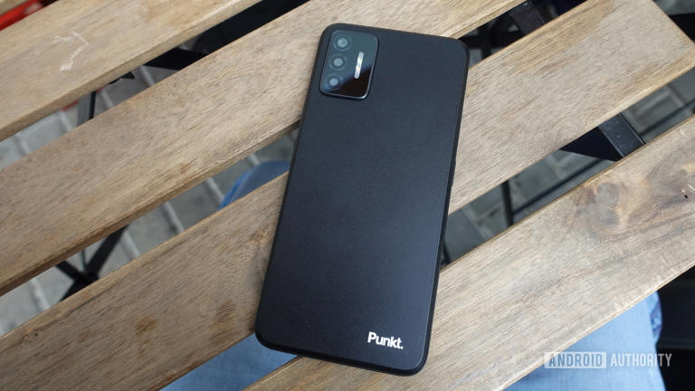 Punkt MC02: El teléfono minimalista que prioriza la privacidad y el ...