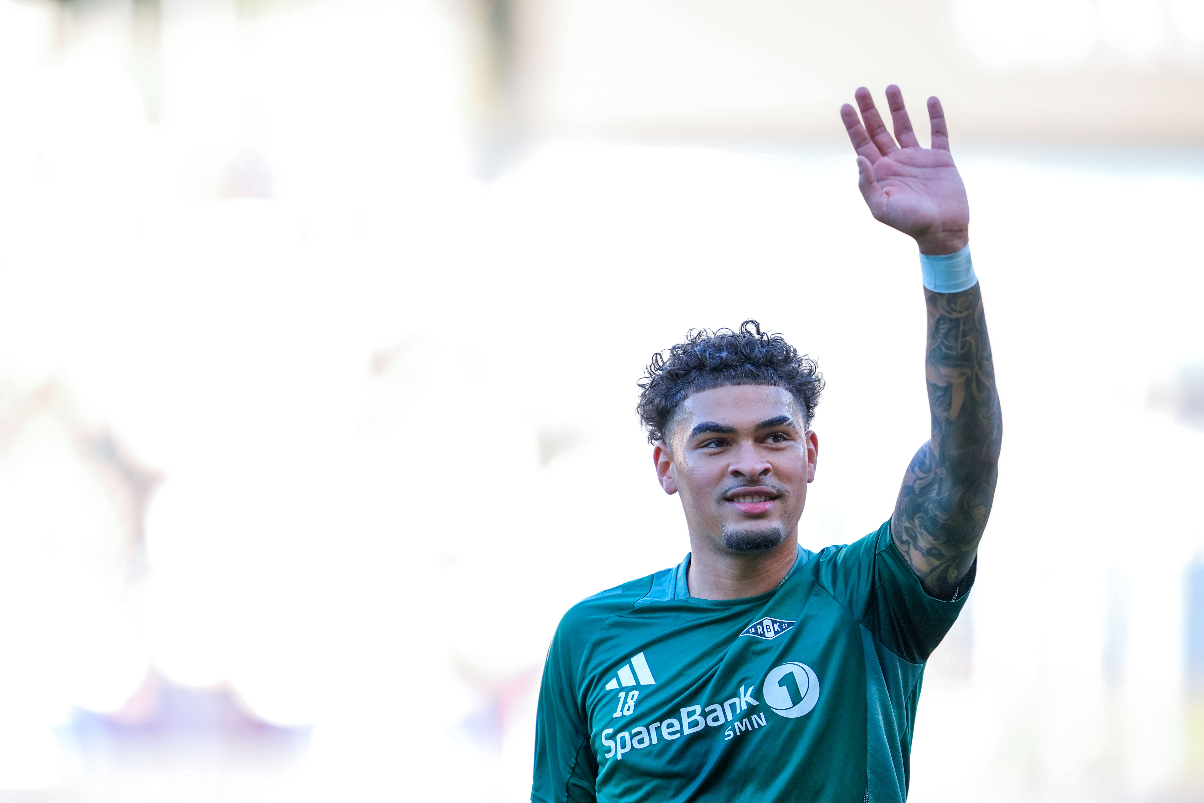 Noah Holm skrev ny langtidskontrakt med Rosenborg