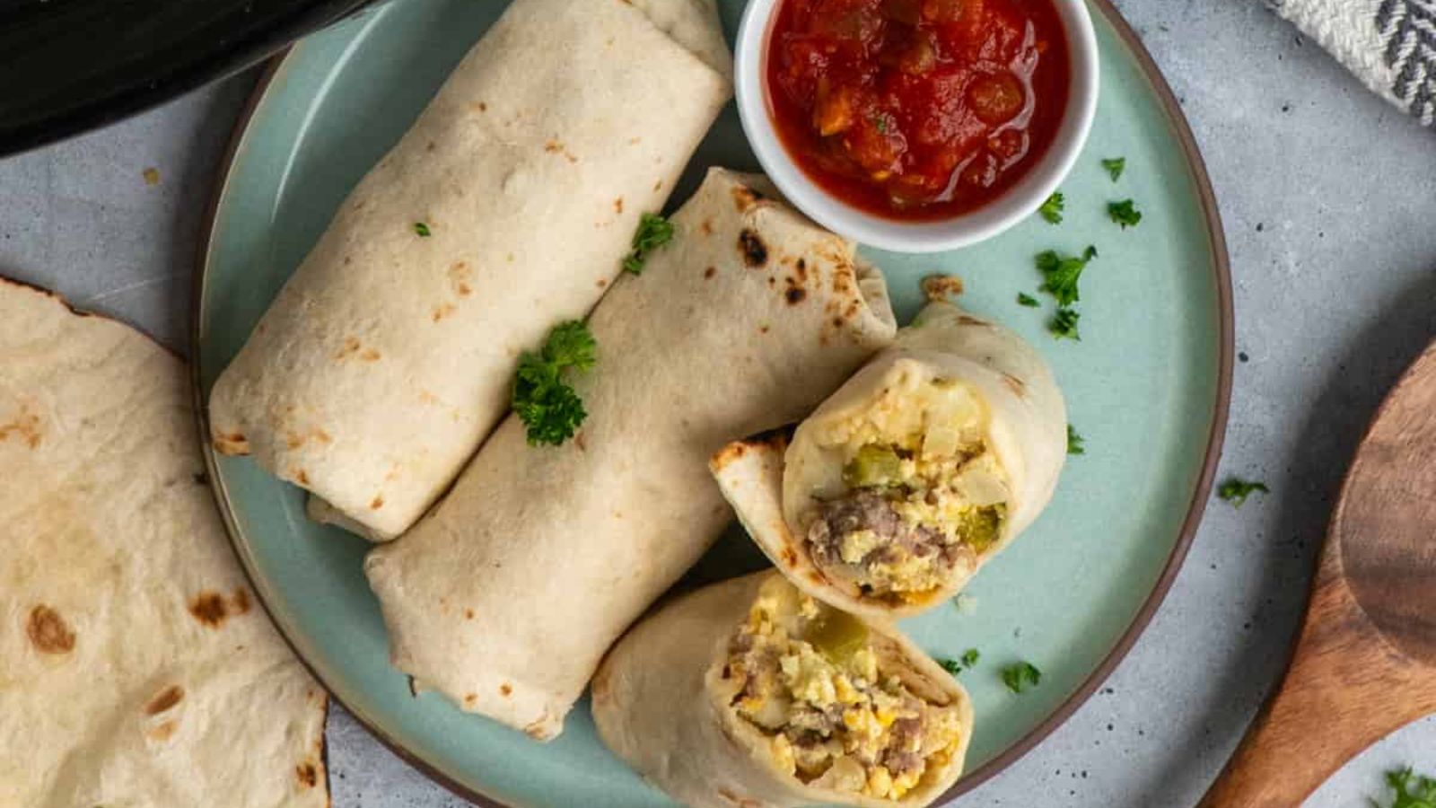 16 breakfast ideas that let your crockpot do the hard work