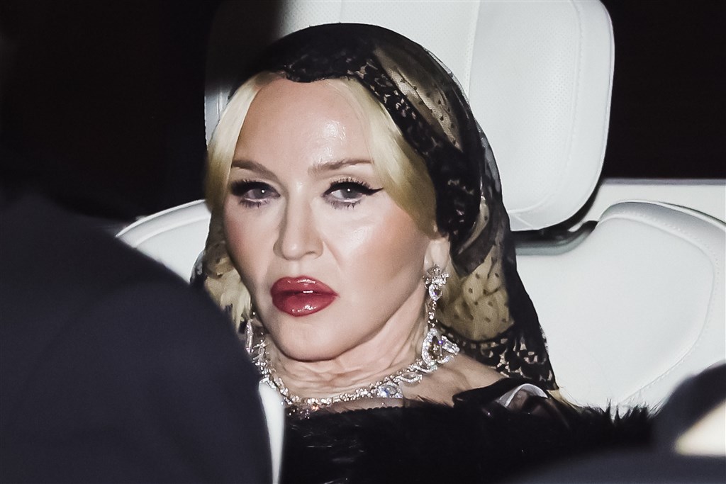 Madonna en 28-jarige vriend na zeven maanden uit elkaar