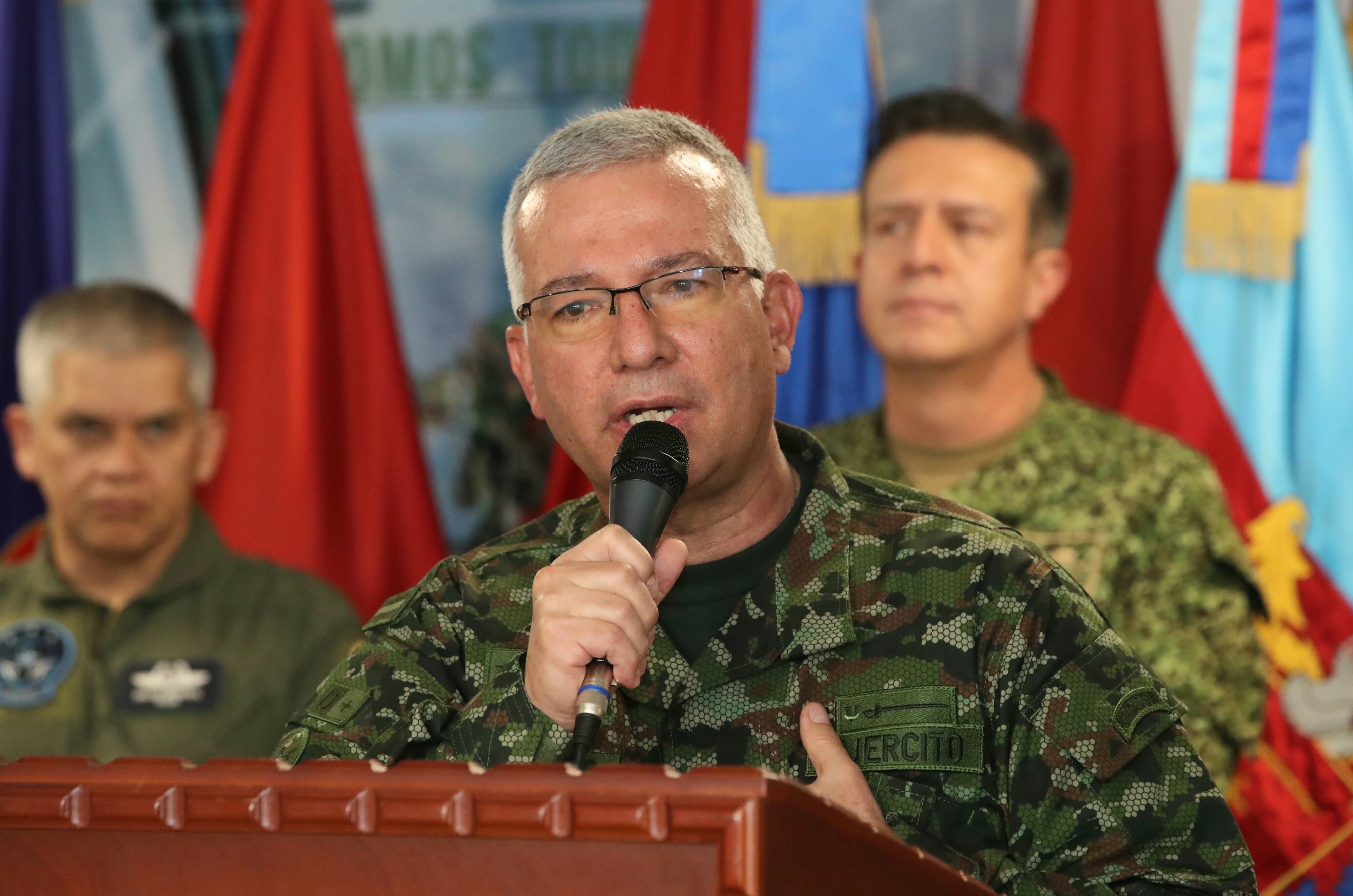 Presidente Petro reintegró a general del Ejército con amplio expediente ...