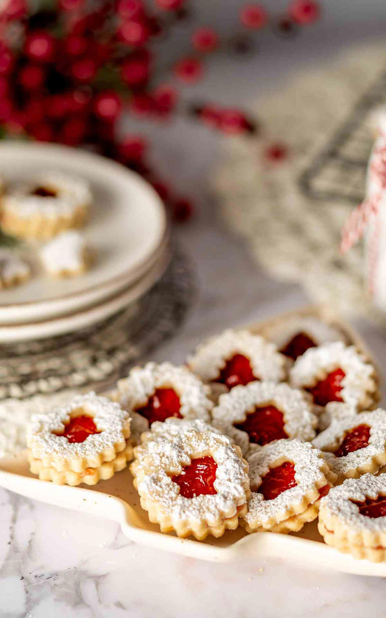 Linzer Cookies