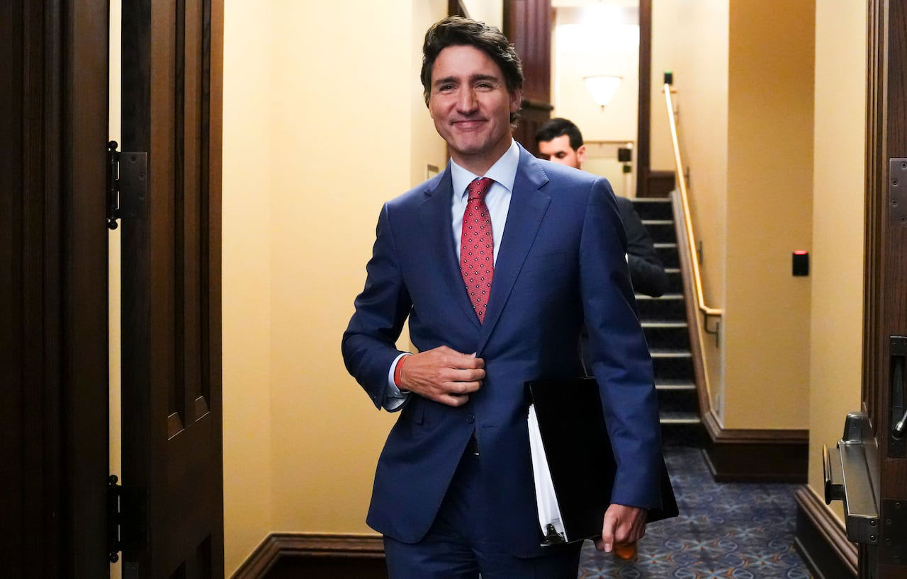 Some Liberal MPs issue a deadline to Trudeau: make up your mind to stay ... Some Liberal MPs issue a deadline to Trudeau: make up your mind to stay ...