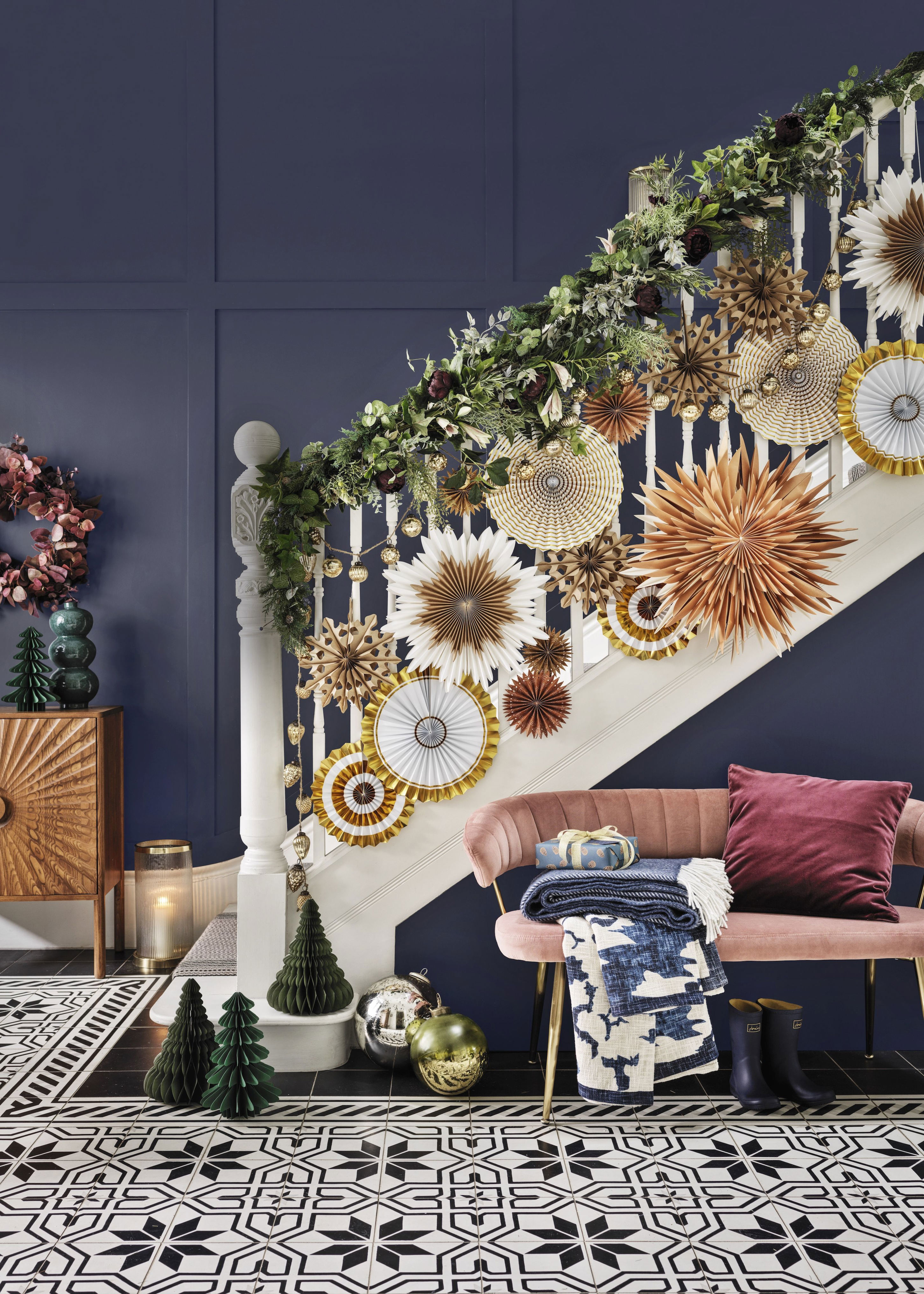14 Christmas garlands on our wishlist
