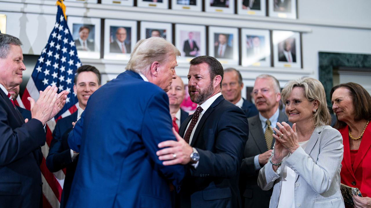 Trump taps Native American campaign surrogates Trump taps Native American campaign surrogates