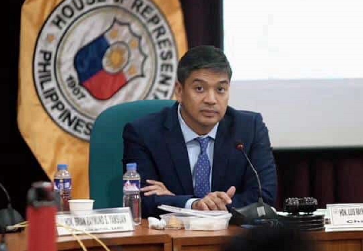 Villafuerte denies claims he, sons were in Siargao as storm hits Bicol