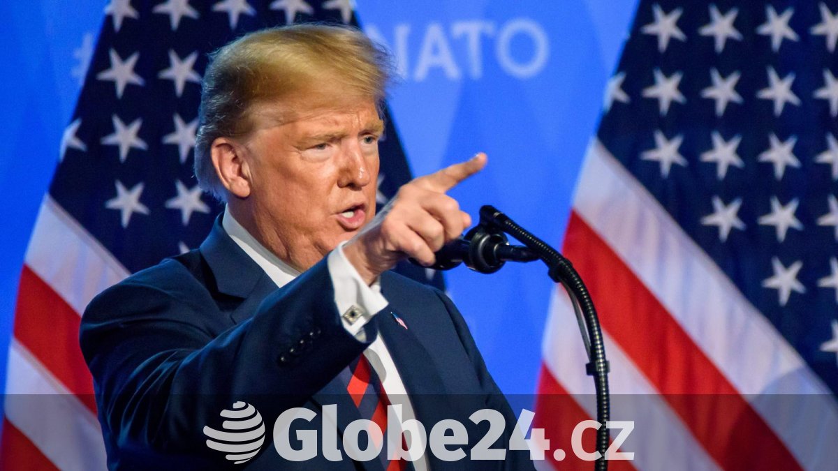 Trumpa dopálil Medveděv. Američané posílají jaderné ponorky k Rusku