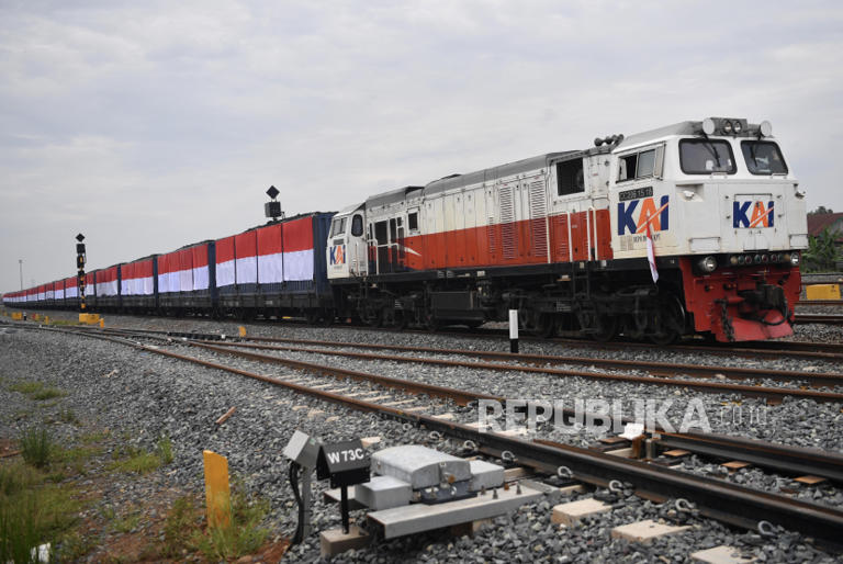 Kolaborasi BUMN: Sinergi PTBA, KAI, dan SMBR Tingkatkan Logistik Batu ... Kolaborasi BUMN: Sinergi PTBA, KAI, dan SMBR Tingkatkan Logistik Batu ...