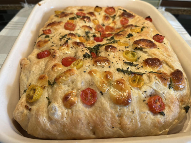 Easy Tomato Focaccia Bread