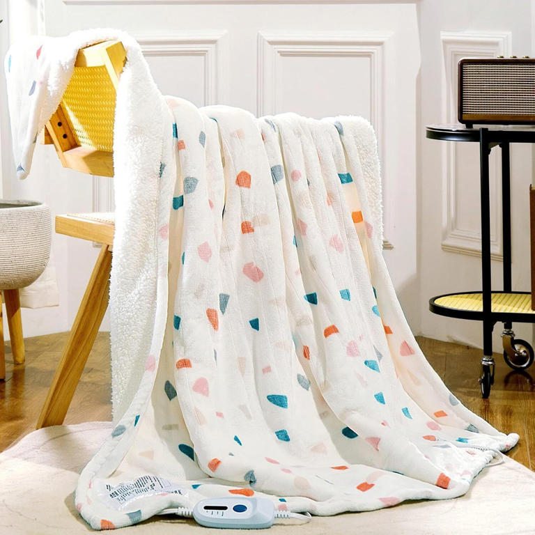 It’s Almost Heated Blanket Season — Here Are The Best Ones Sold On Amazon