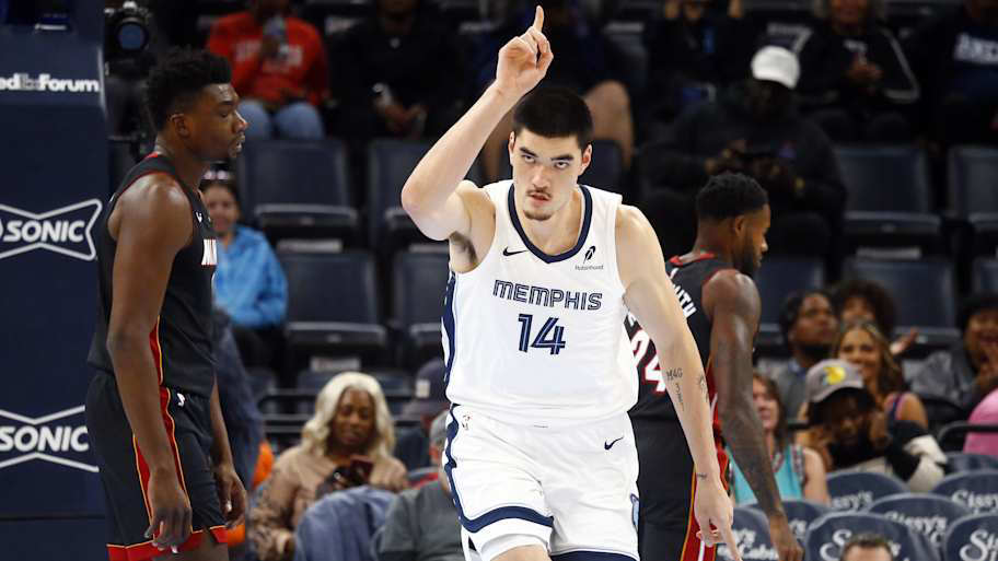 Zach Edey Makes Unfortunate History in NBA Debut Zach Edey Makes Unfortunate History in NBA Debut