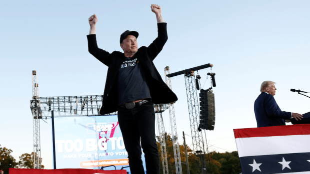 Elon Musk Becomes First Person Ever Worth $400 Billion Elon Musk Becomes First Person Ever Worth $400 Billion
