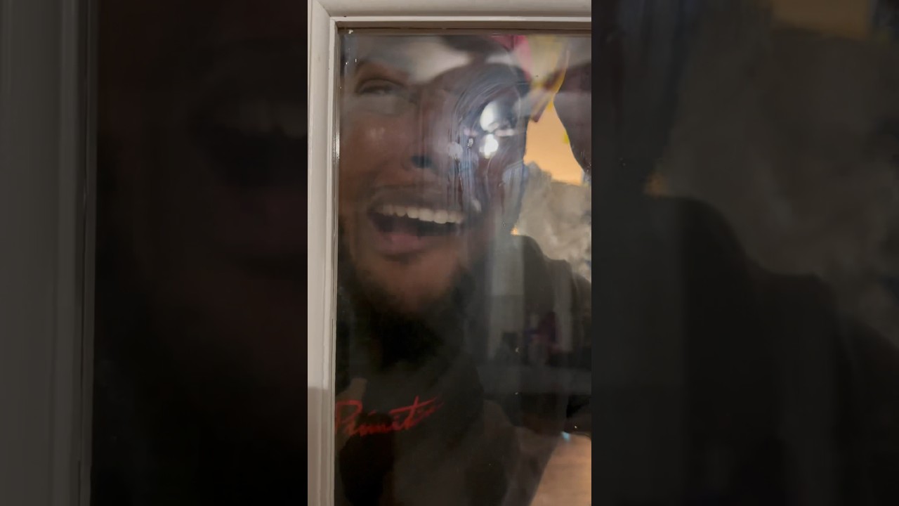 Dad Catches Daughter Talking to Boyfriend, Drama Unfolds