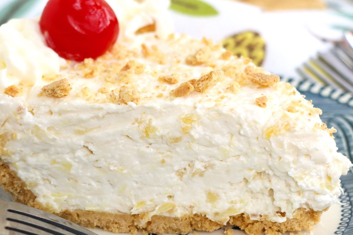 25 irresistibly delicious recipes with Cool Whip
