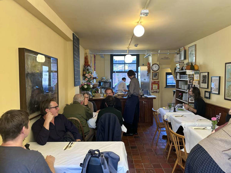 The Long Lunch Guide