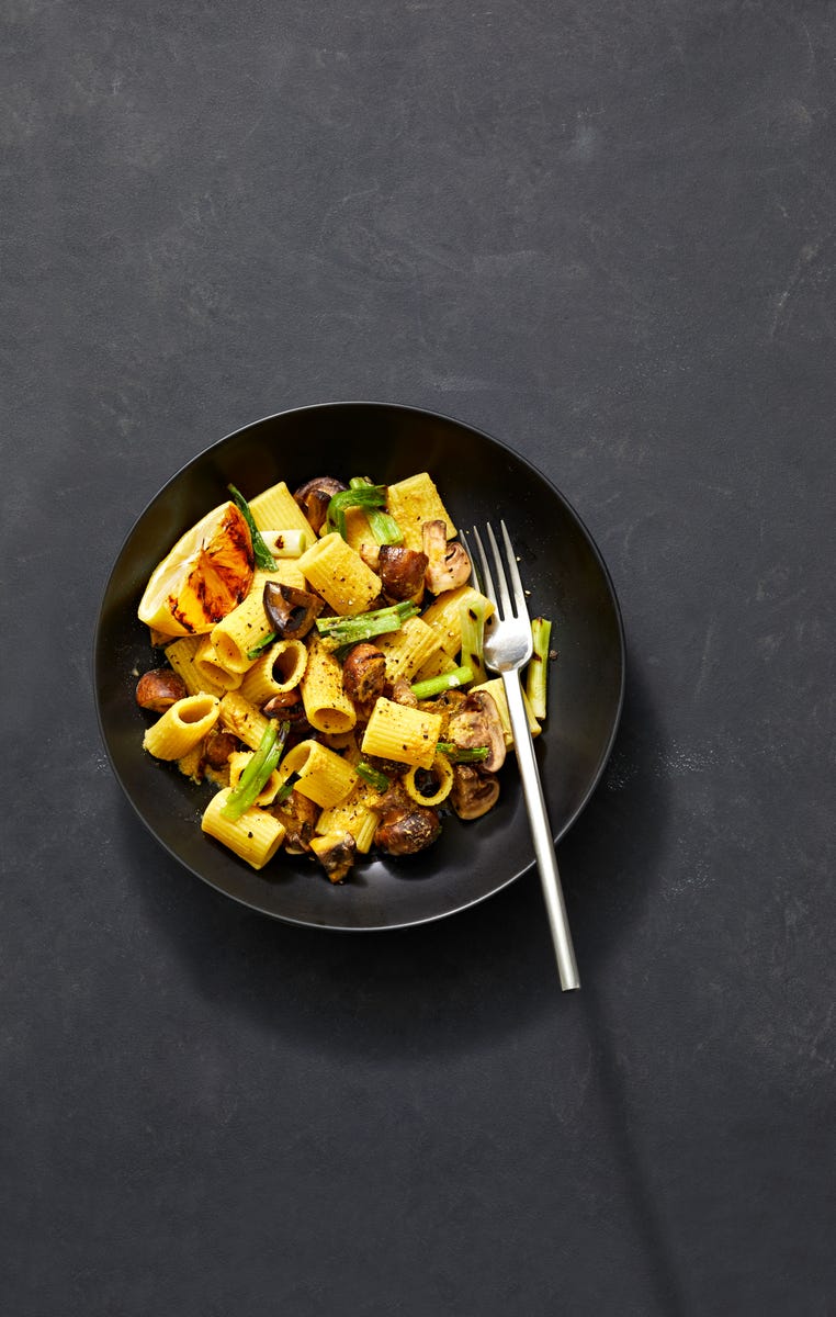 Experts say eat less meat—try these dietitian-approved, plant protein ...