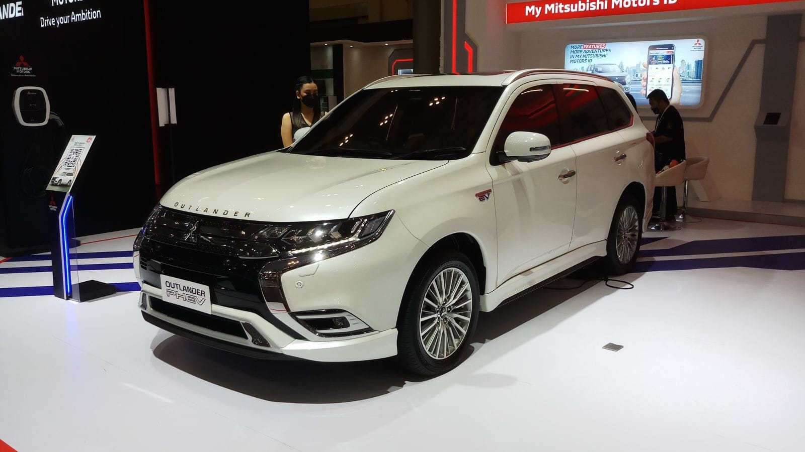 21 Compact SUVs That Are Surprisingly Luxurious — Compact Elegance