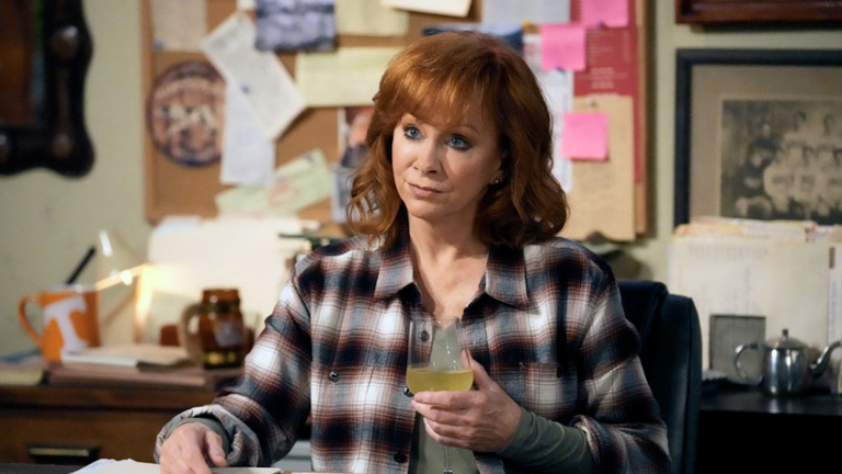 Reba McEntire NBC Comedy ‘Happy's Place' Gets Full-Season Order With ... Reba McEntire NBC Comedy ‘Happy's Place' Gets Full-Season Order With ...