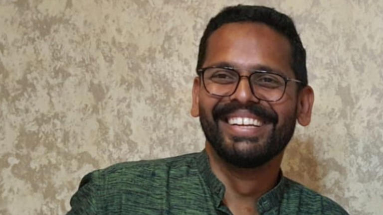 Palakkad Bypoll: LDF Candidate P Sarin Ramps Up Campaign, Visits SNDP ... Palakkad Bypoll: LDF Candidate P Sarin Ramps Up Campaign, Visits SNDP ...