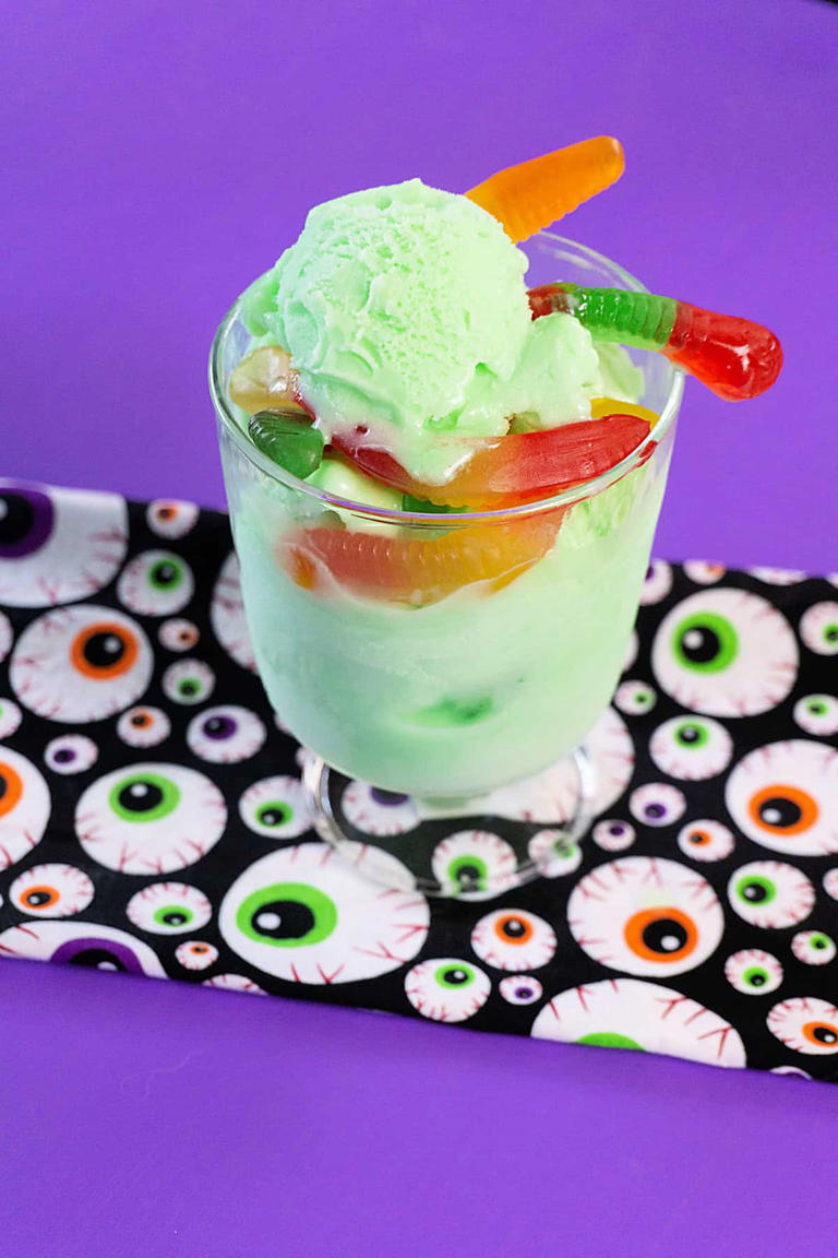 Oogie Boogie Worm Cream Recipe for Halloween