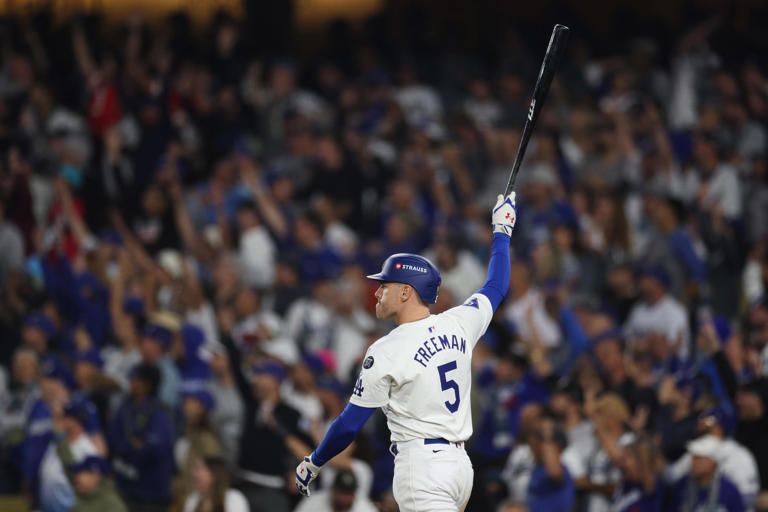 5 infamous fan interference moments in MLB history from Jeffrey Maier ... 5 infamous fan interference moments in MLB history from Jeffrey Maier ...