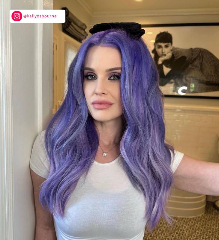 Lilás, loiro, preto e muito mais... Relembre os cabelos que Kelly ...