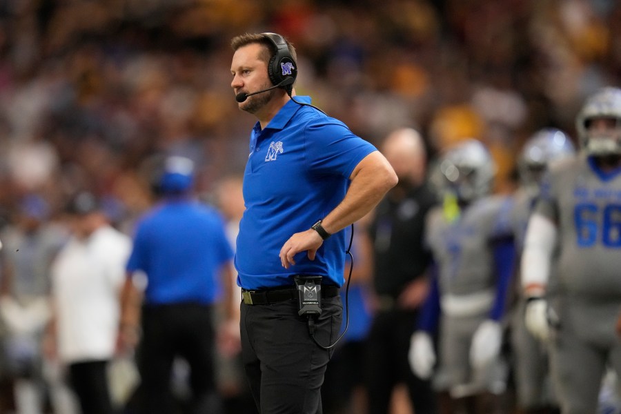 Memphis overpower Georgia State in second half push,38-16