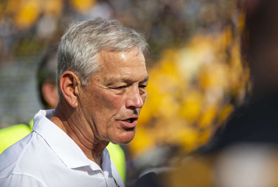 How adding Warren Ruggiero may bolster Iowa football's in-season ...