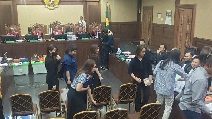 Kubu Harvey Moeis Keberatan Jaksa Terkesan Terburu-buru Ajukan Lelang ... Kubu Harvey Moeis Keberatan Jaksa Terkesan Terburu-buru Ajukan Lelang ...