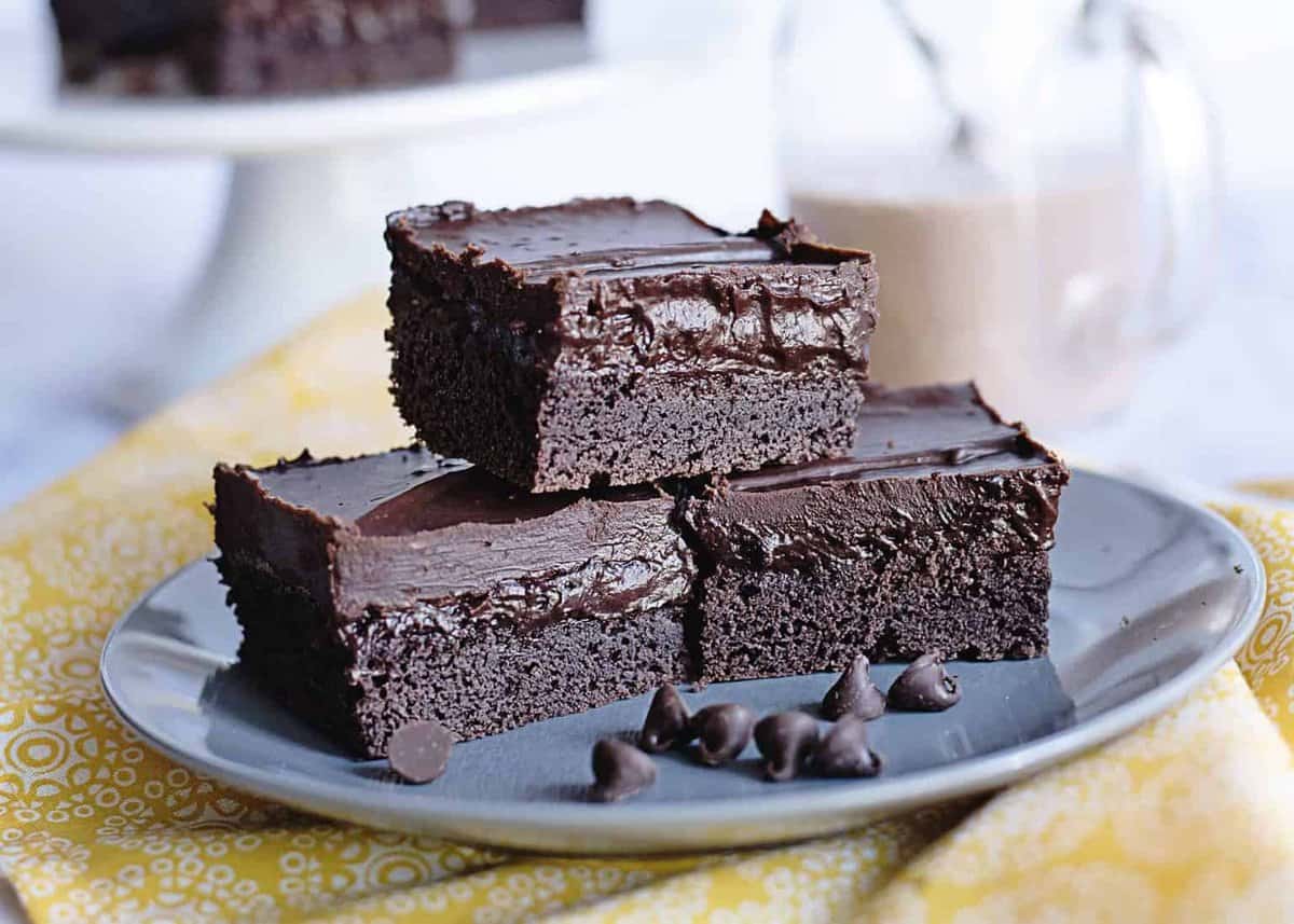 4 Easy Chocolate Desserts That Taste Like You Spent Hours Baking