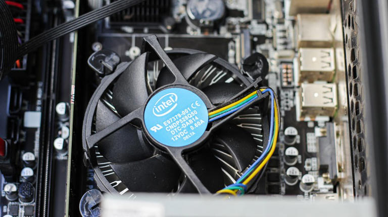 How To Undervolt Your CPU (And Why You Should)