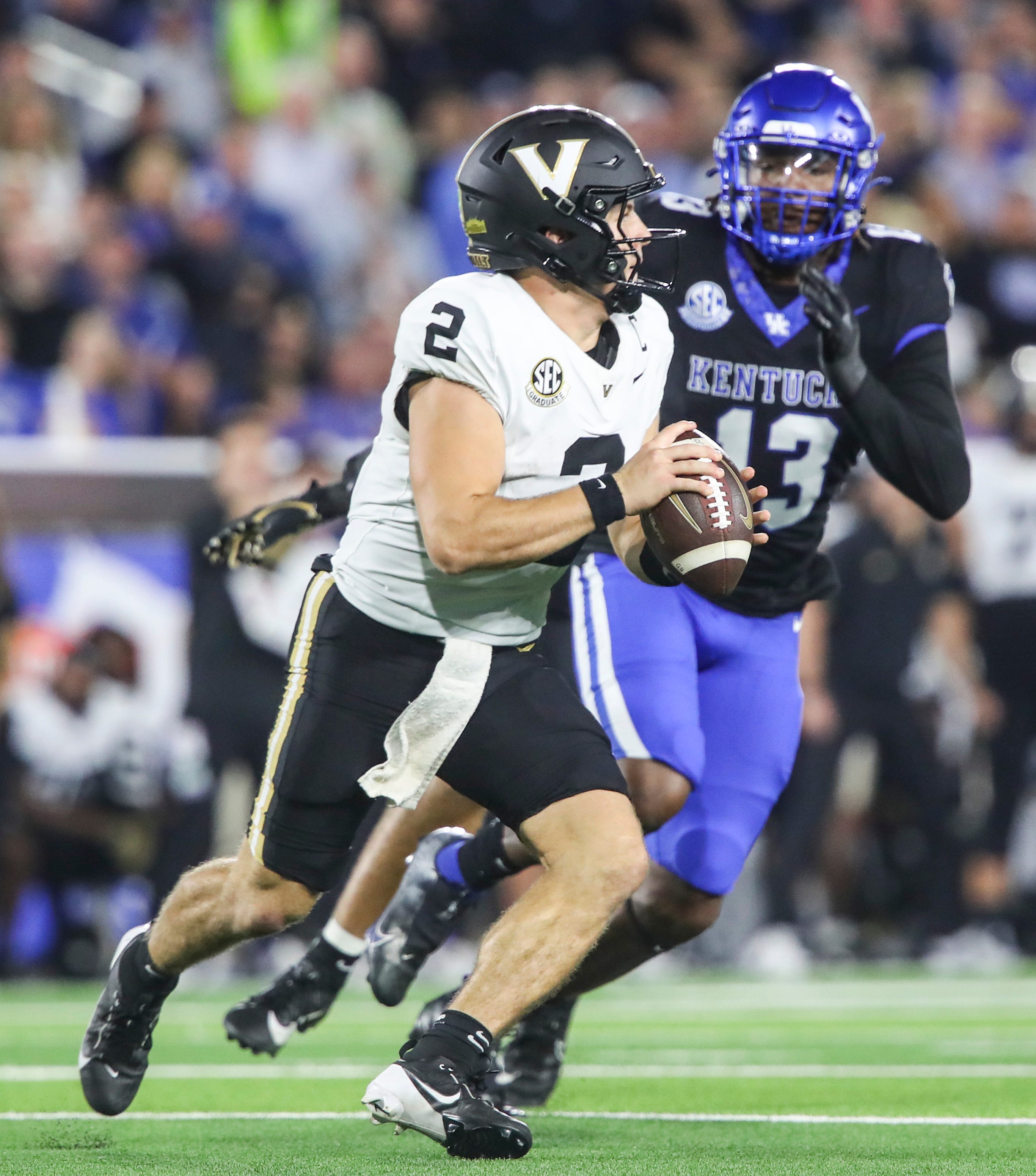 Where to watch Kentucky-Vanderbilt football game? Time, channel ...