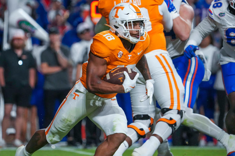 Tennessee running back DeSean Bishop out vs. Mississippi State