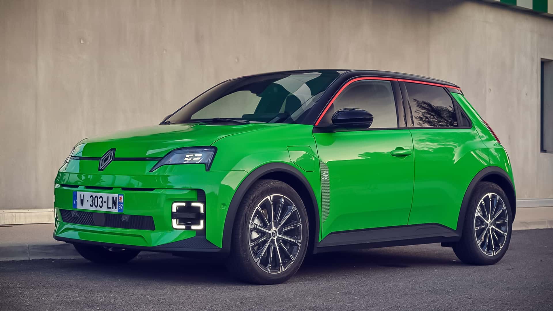 Renault 5 E-Tech, nuevo Coche del Año en Europa 2025