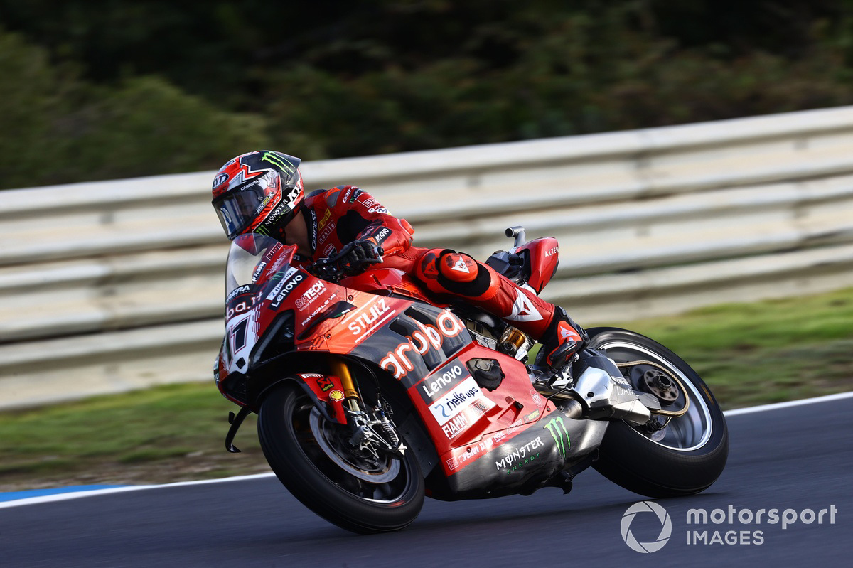WSBK Estoril: Bulega vence a Razgatlioglu por milésimas y Bautista hace ... WSBK Estoril: Bulega vence a Razgatlioglu por milésimas y Bautista hace ...
